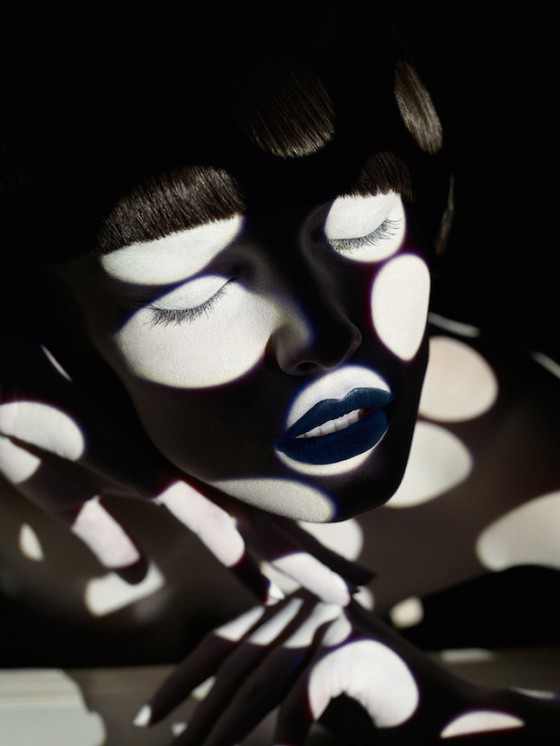 Stripes and Polka-Dots Projection Portraits – Fubiz Media