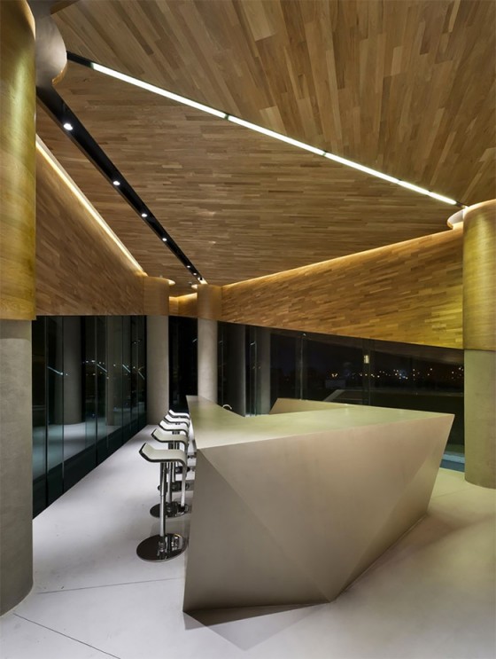 Triangular Shaped Gallery – Fubiz Media