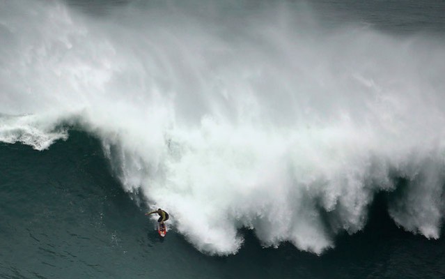 Surfing on Big Waves in Portugal – Fubiz Media
