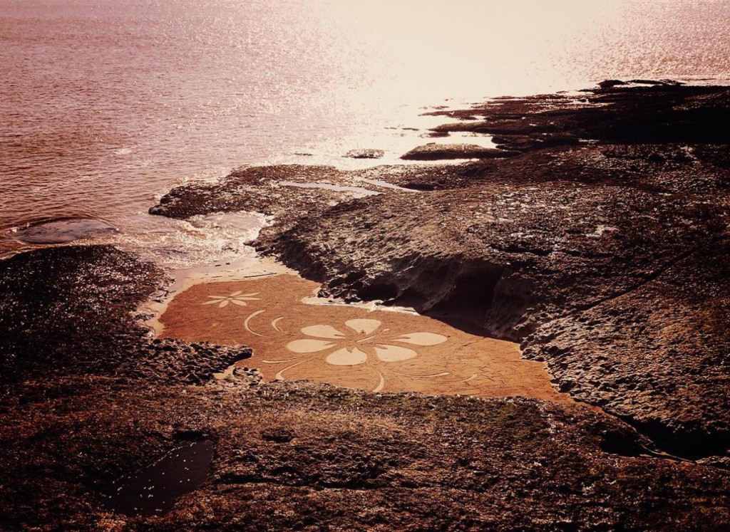 Beach Art by Jben – Fubiz Media