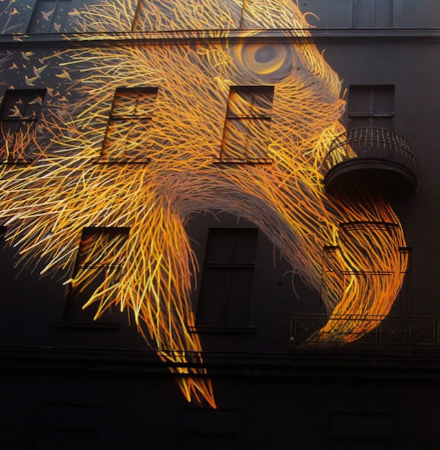 Impressive Eagle Mural on Black Facade – Fubiz Media
