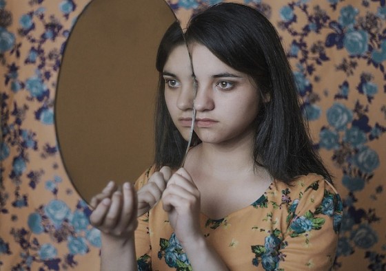Mirror Obsession Photography – Fubiz Media