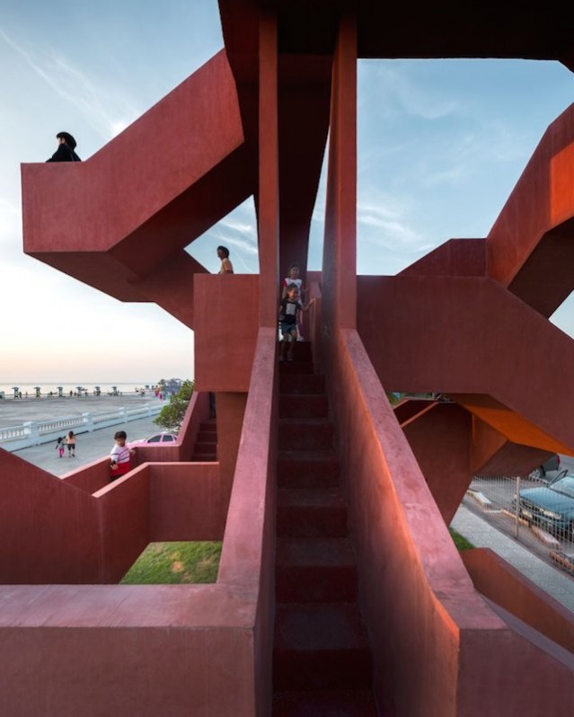 The Labyrinth by Supermachine Studio – Fubiz Media