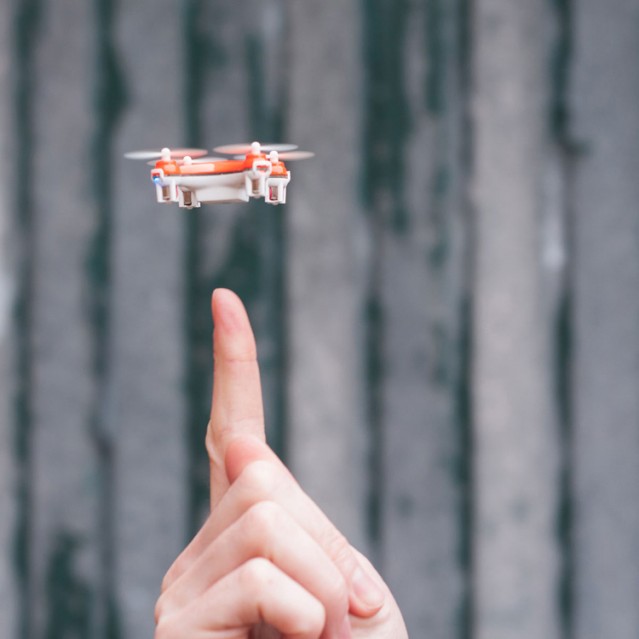 World Smallest Quadricopter Drone – Fubiz Media
