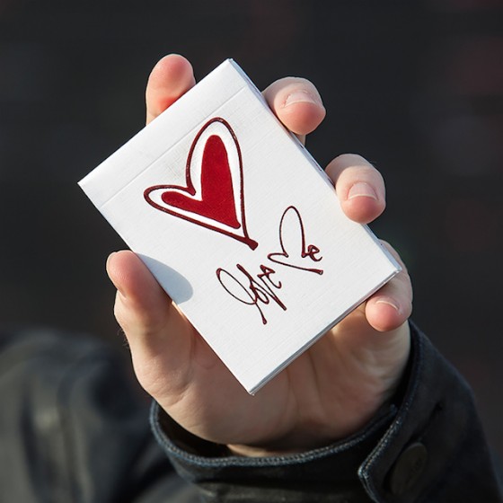 Love Me Playing Cards – Fubiz Media