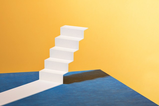 Full Color Set Design – Fubiz Media