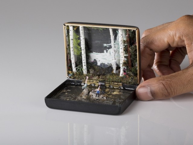 Little Scenes in Jewellery Boxes – Fubiz Media