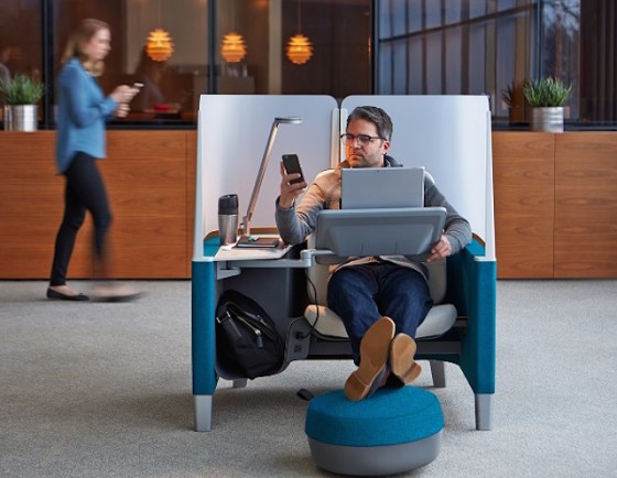 Cocoon-Like Desk – Fubiz Media