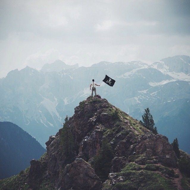 People in Landscapes by Simone Bramante – Fubiz Media