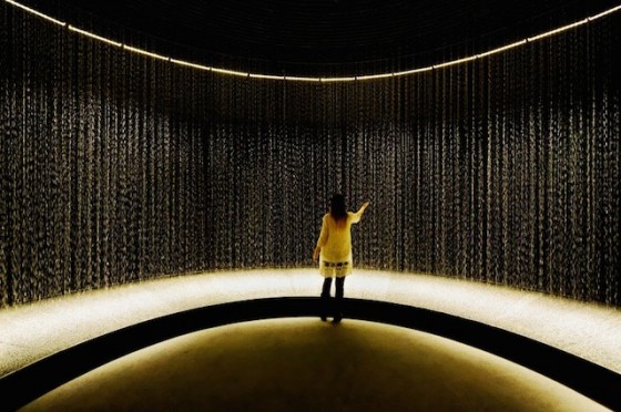 Light in Water Installation – Fubiz Media