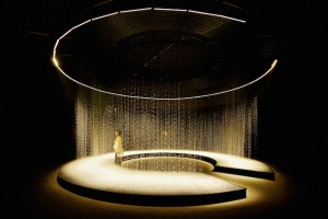 Light in Water Installation – Fubiz Media