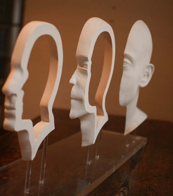 Anamorphic Head Sculptures – Fubiz Media