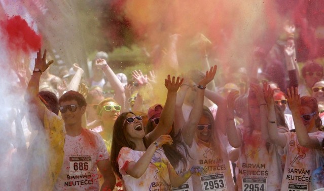 Get Rainbowed Run in Prague – Fubiz Media