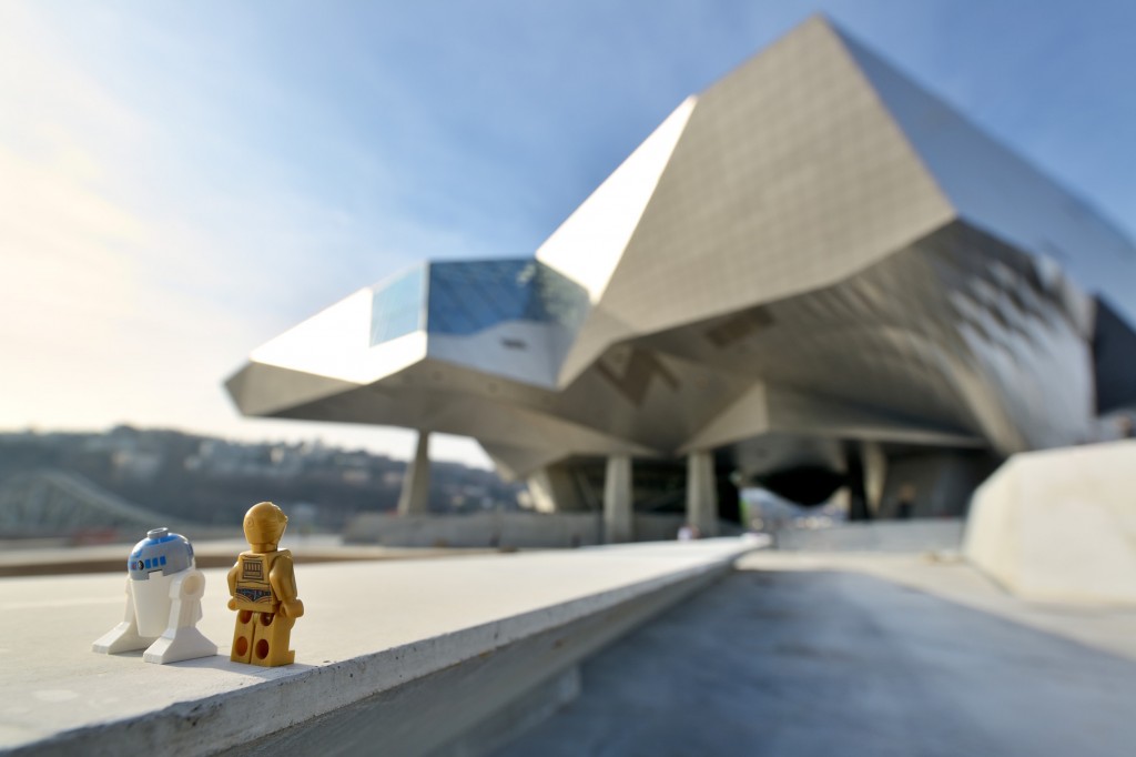 Adventures of LEGO Figures in Real Life – Fubiz Media