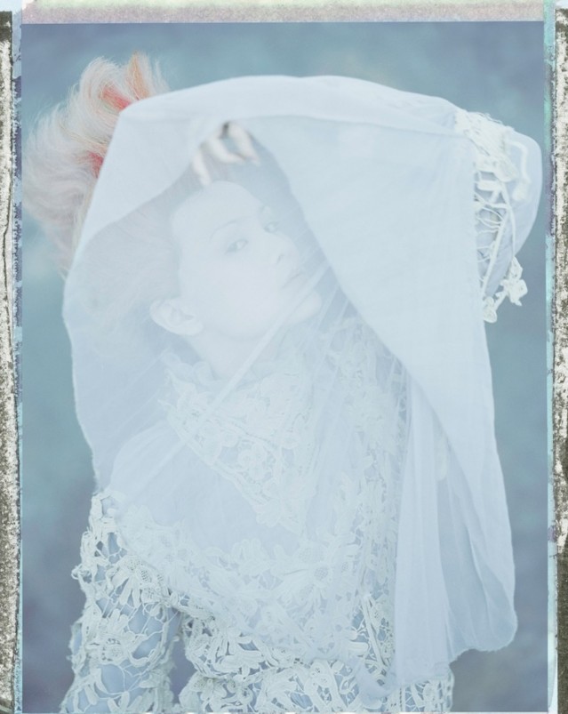 Fuzzy Retro Women by Rus Anson – Fubiz Media