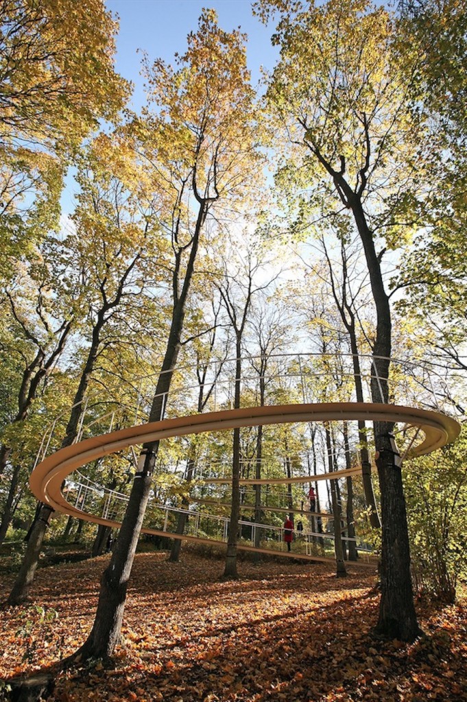 Top 10 Sculptural Skywalks – Fubiz Media