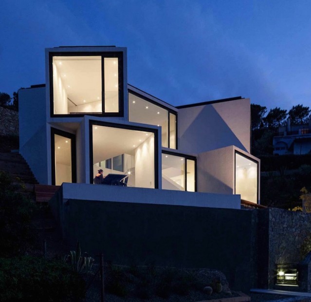 Geometric House with Several Points of View – Fubiz Media