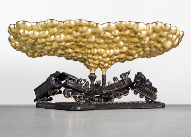 The Train Crash Table – Fubiz Media