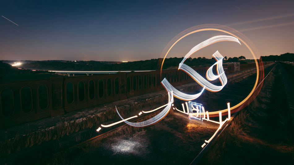 Light Calligraphy Around the World – Fubiz Media