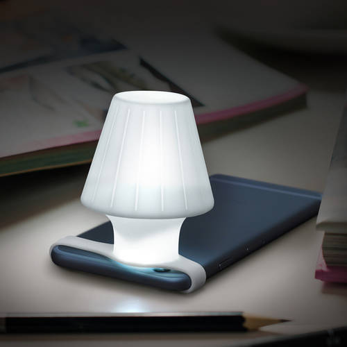 Smartphone Accessory Turns Camera Flash in Mini Lamp – Fubiz Media