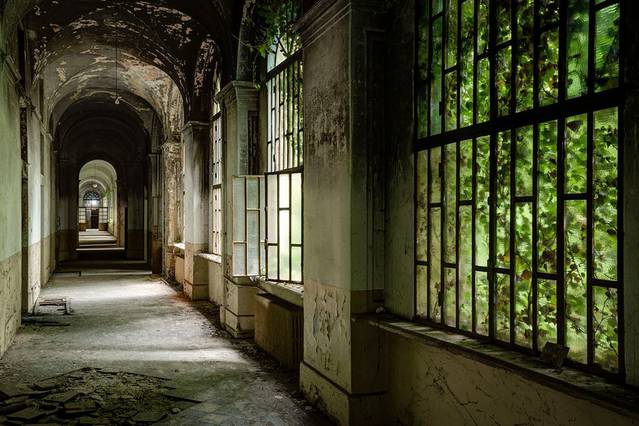 Abandoned Mental Asylums in Italy – Fubiz Media