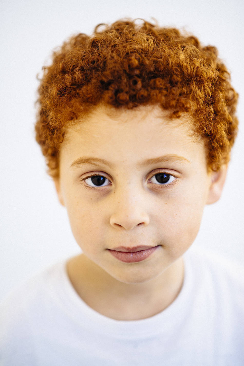Red-Headed Beauty Photography – Fubiz Media