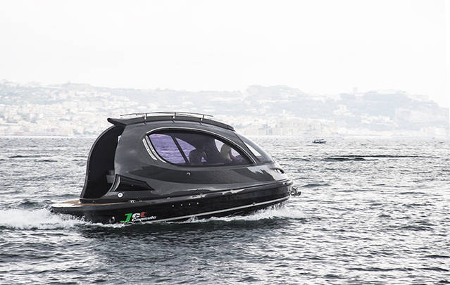 The New Jet Capsule – Fubiz Media