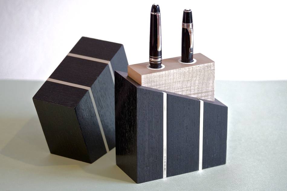 A Luxury Pen Case – Fubiz Media