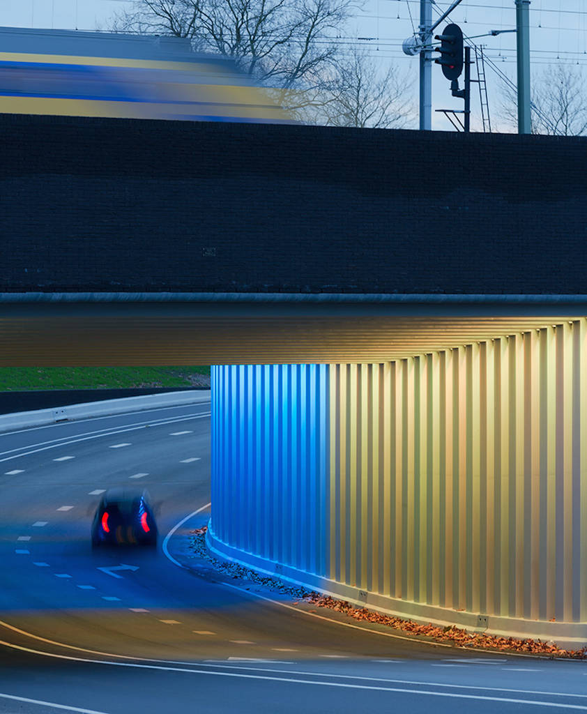 Immersive Light Installation in a Tunnel – Fubiz Media