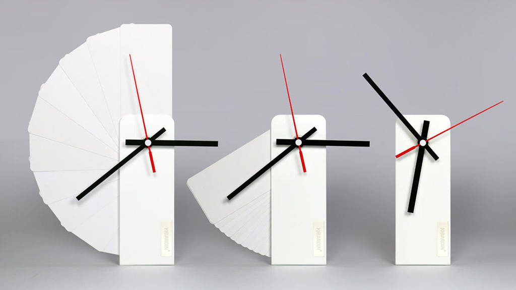 One Clock with Lots of Design Possibilities – Fubiz Media
