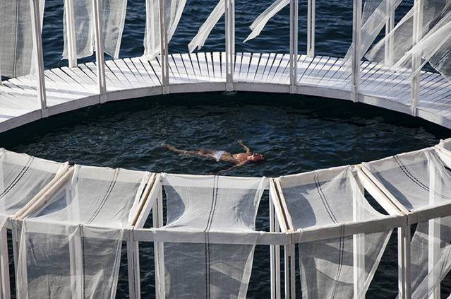 Floating Pavillon to Rest in the Middle of the Sea – Fubiz Media