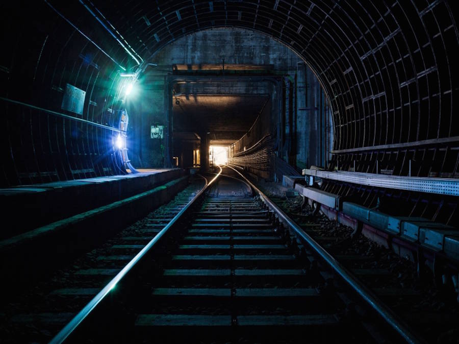 Worldwide Subway Tunnels in Photographs – Fubiz Media