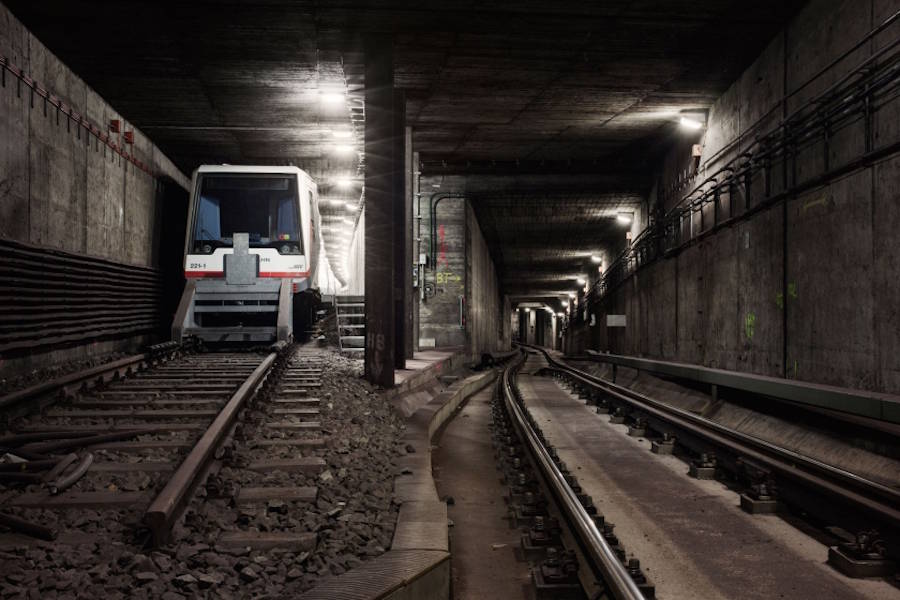 Worldwide Subway Tunnels in Photographs – Fubiz Media