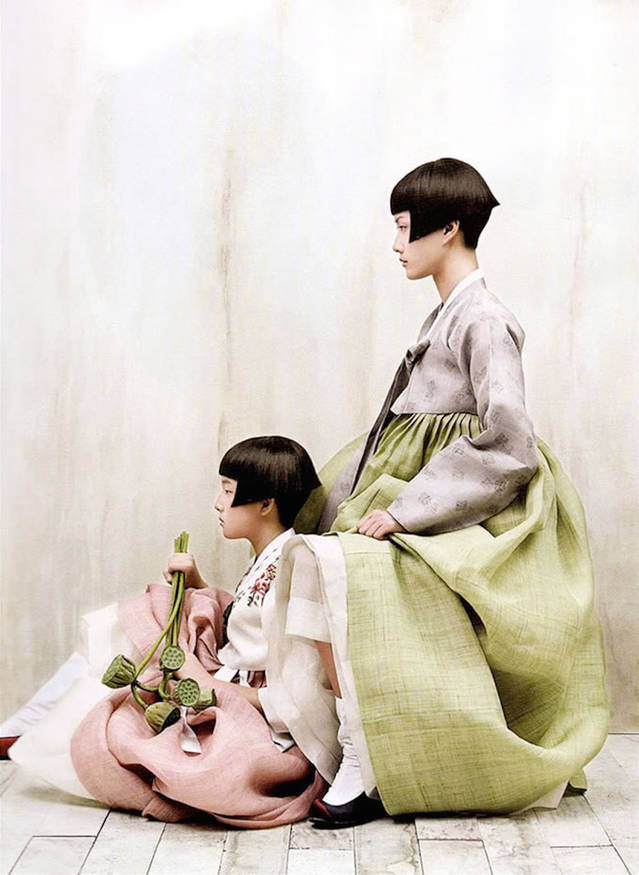 Beautiful Korean Traditional Hanboks Photographs – Fubiz Media
