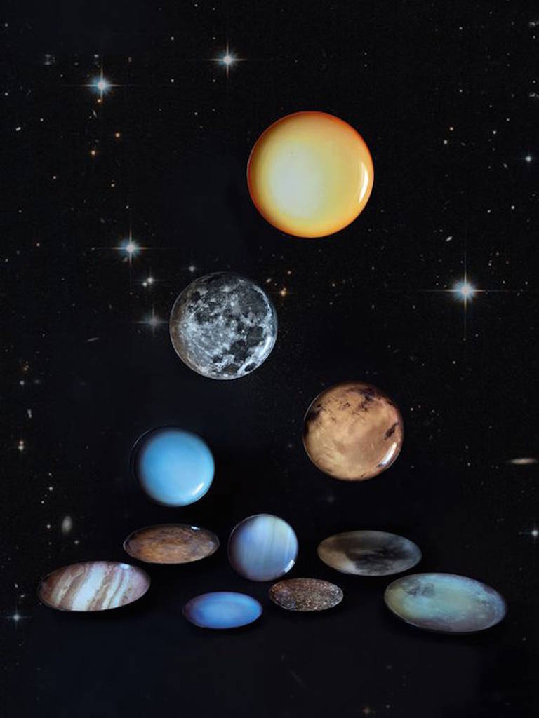 Cosmic Set of Porcelain – Fubiz Media