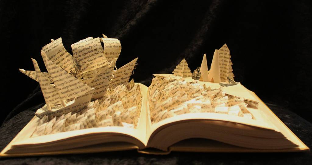 Inventive Fairytale-Like Book Sculptures – Fubiz Media