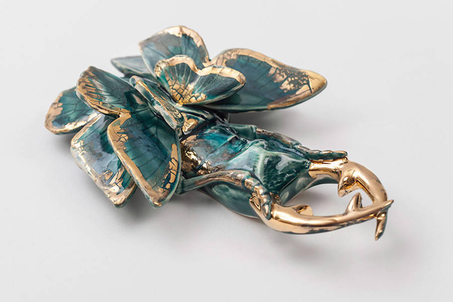 Swarms of Ceramic Beetles on Gallery Walls – Fubiz Media