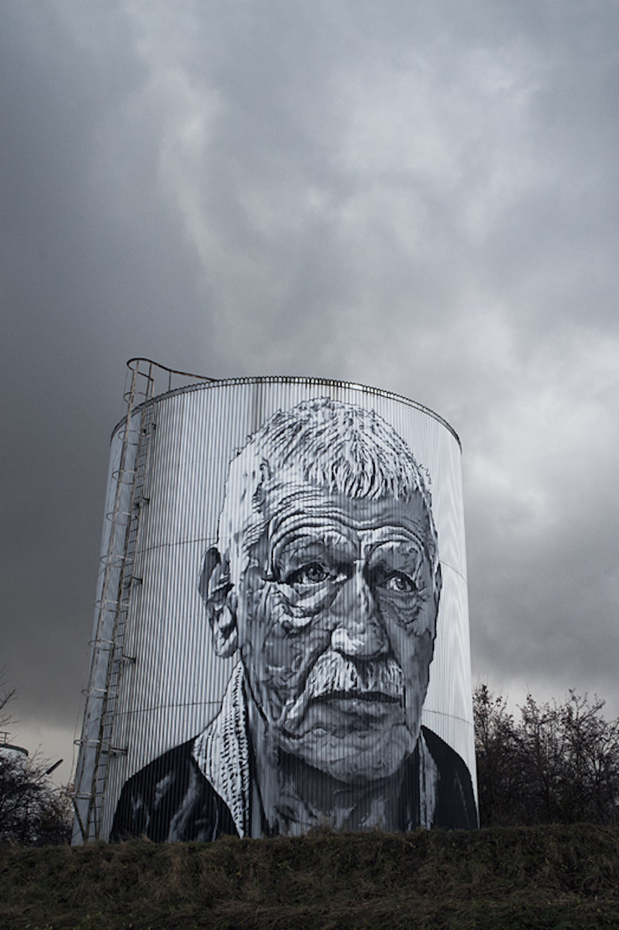 Realistic Giant Portraits on Murals by ECB – Fubiz Media