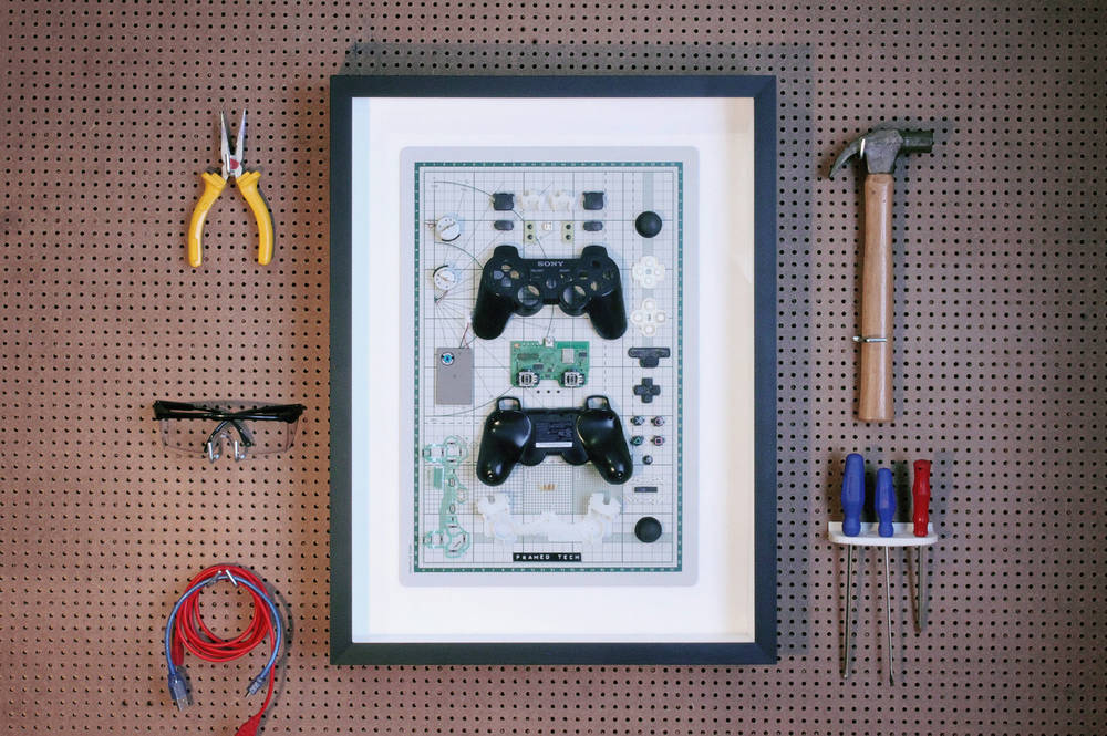Frame Tech Elements Dismantled – Fubiz Media