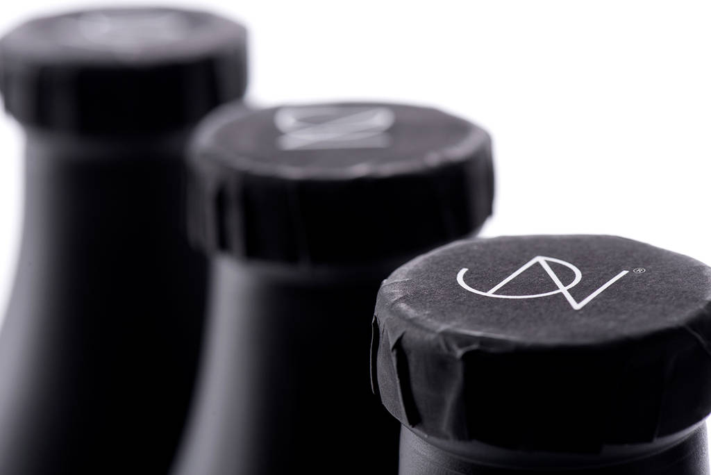 Inventive Constellations and Animals Packaging – Fubiz Media