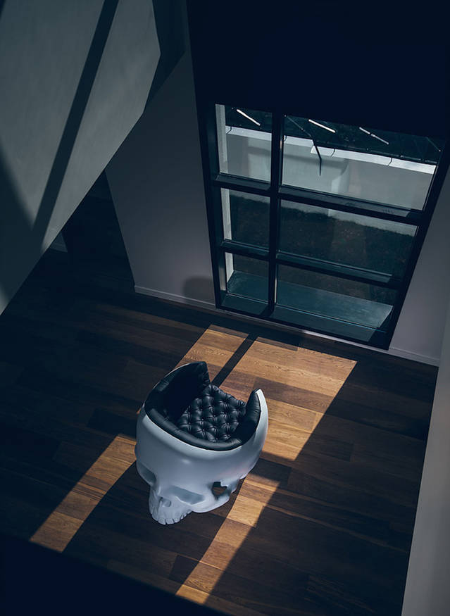 Giant Skull Armchair Designed by Gregory Besson – Fubiz Media