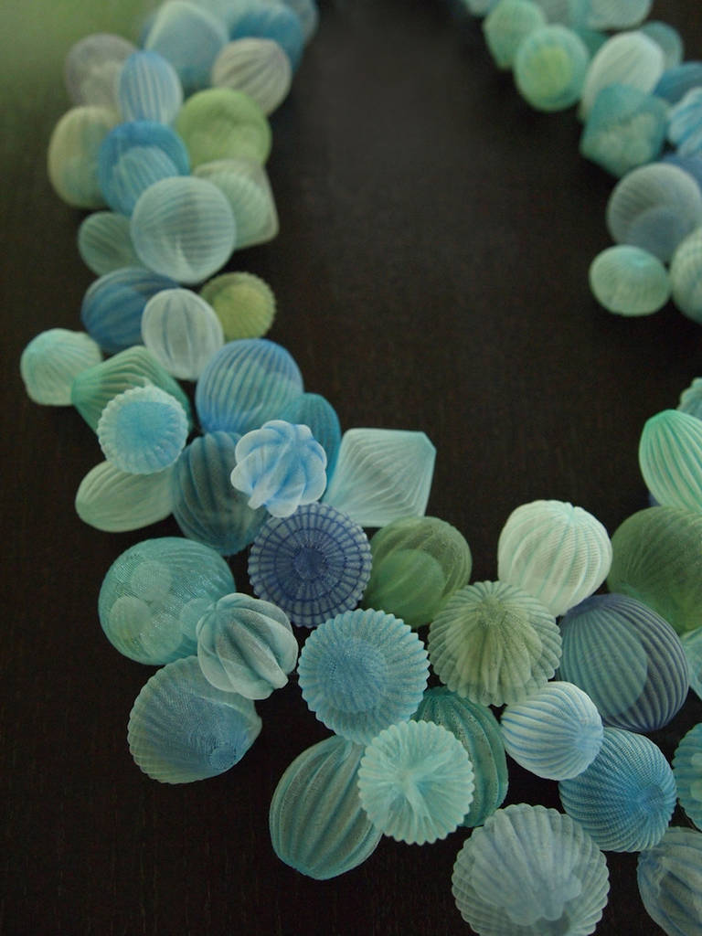 Surprising Sculptures Made with Synthetic Fabric – Fubiz Media