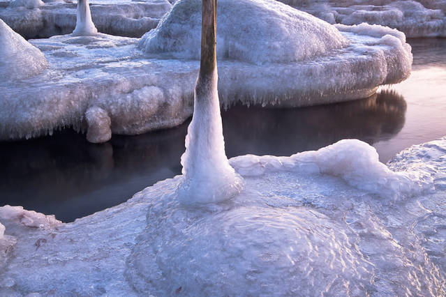 Beautiful Ice Photography in Sweden – Fubiz Media