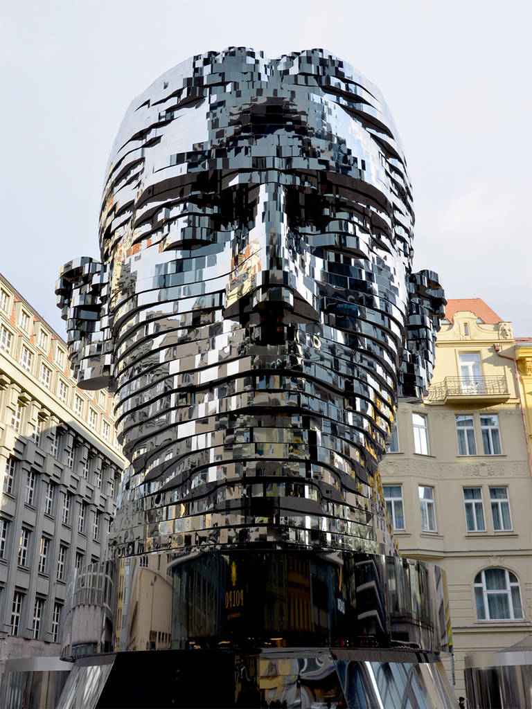 Rotating 42-Layer Sculpture of Franz Kafka – Fubiz Media