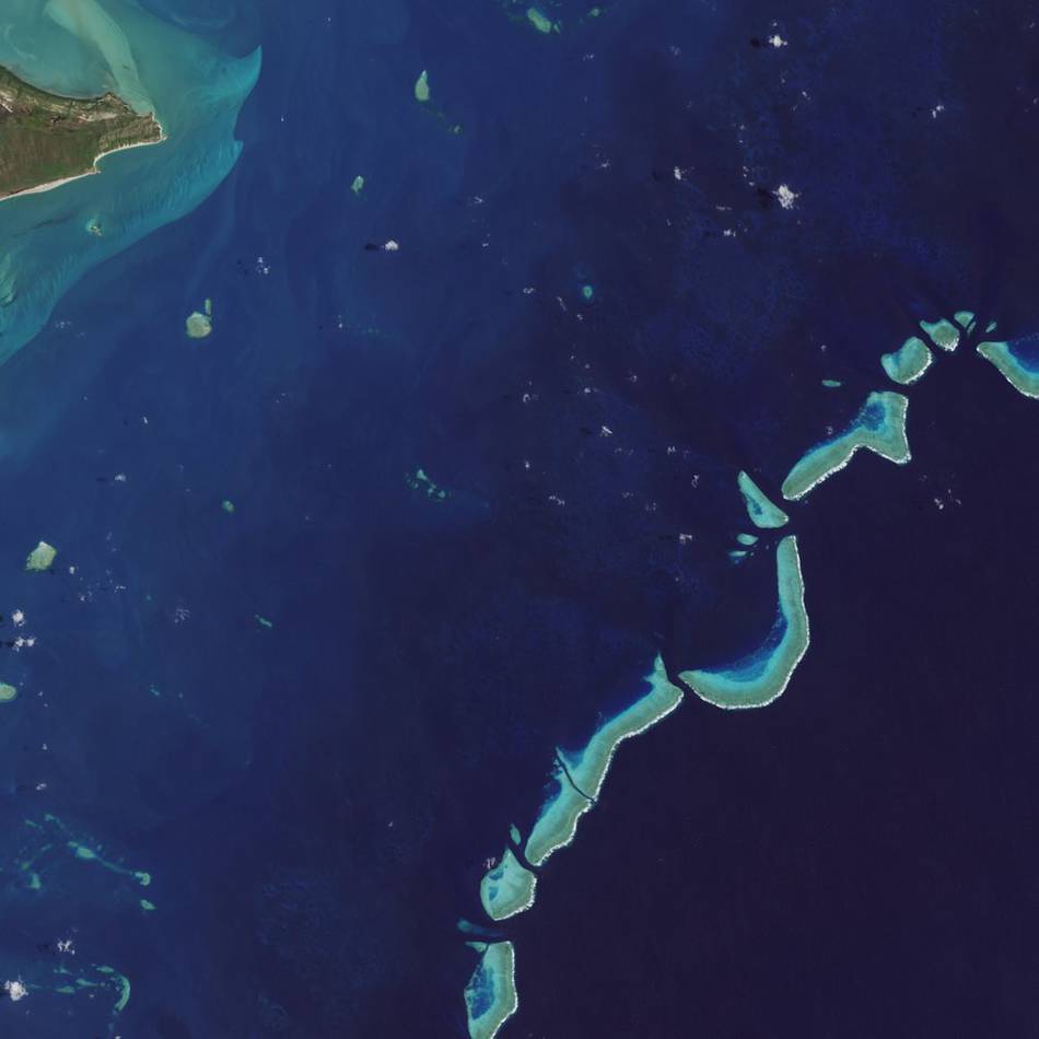 Remarkable Letters Shot from Space – Fubiz Media