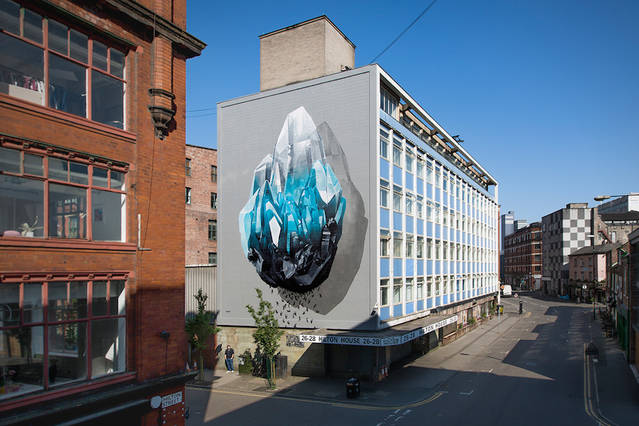 Stunning Mural in the Streets of Manchester – Fubiz Media