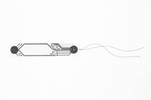 Ingenious Bookmark that Becomes a Light – Fubiz Media