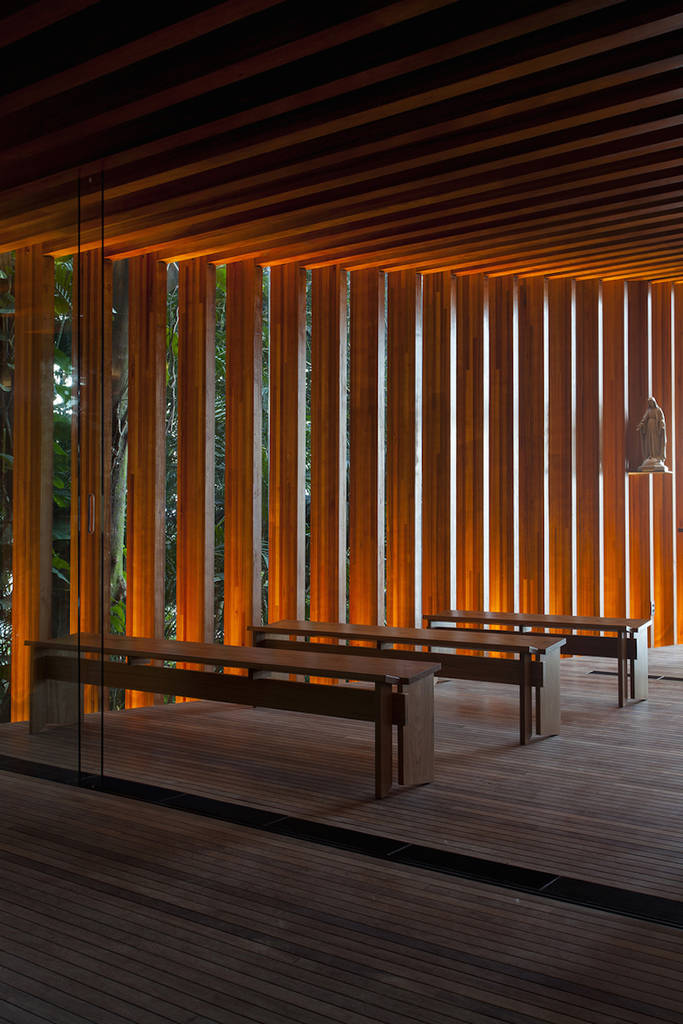 Triangular Tree House Chapel With a View to the Brazilian Sea – Fubiz Media