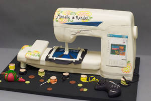 Realistic Cakes Turned into Random Objects – Fubiz Media