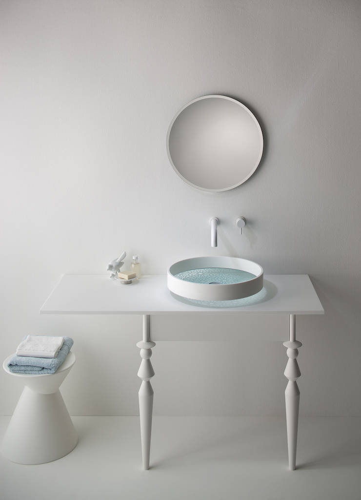Beautiful Bathroom Sink Reflecting Patterns – Fubiz Media